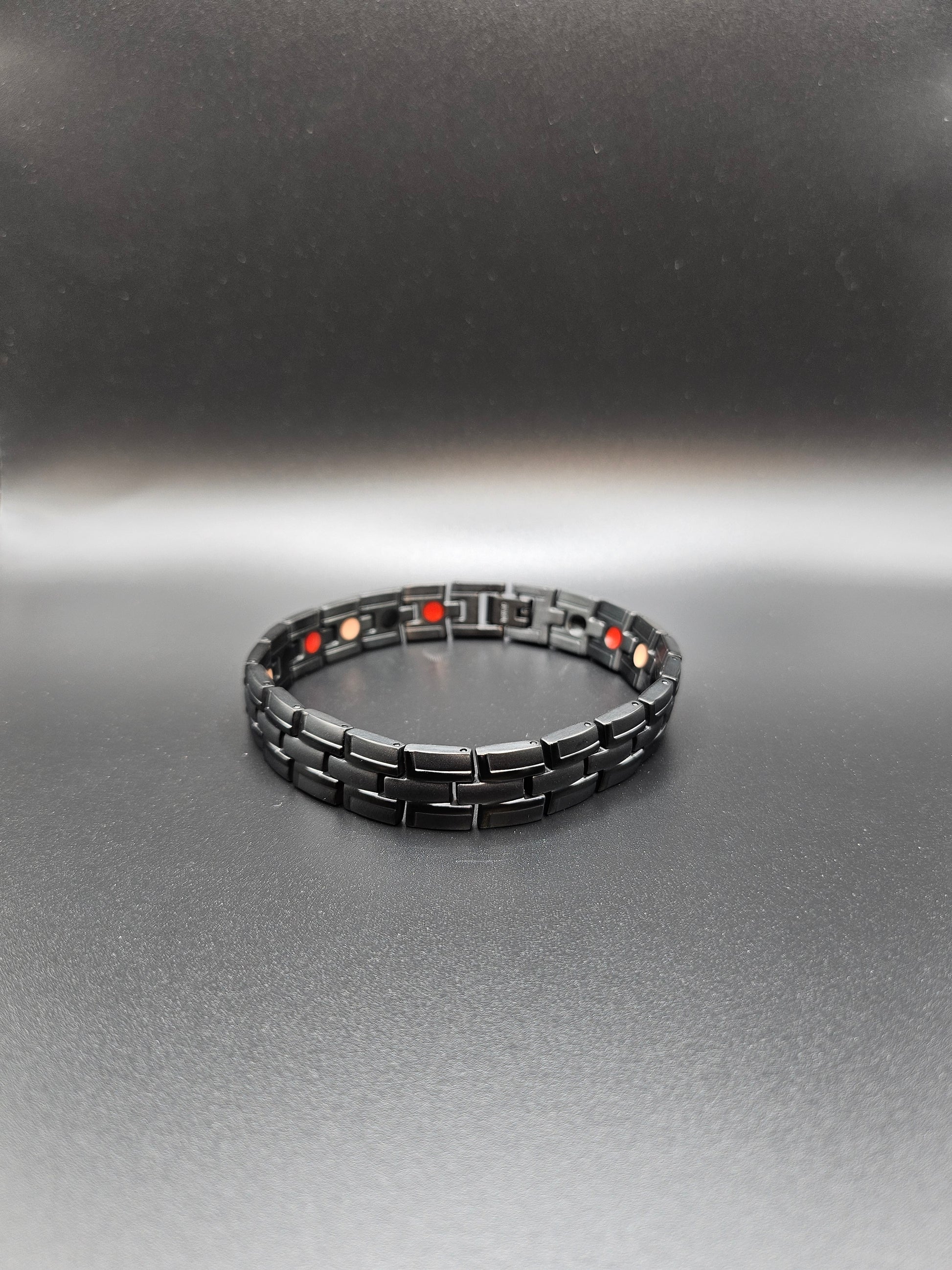 Titanium Brick Black – HStyle